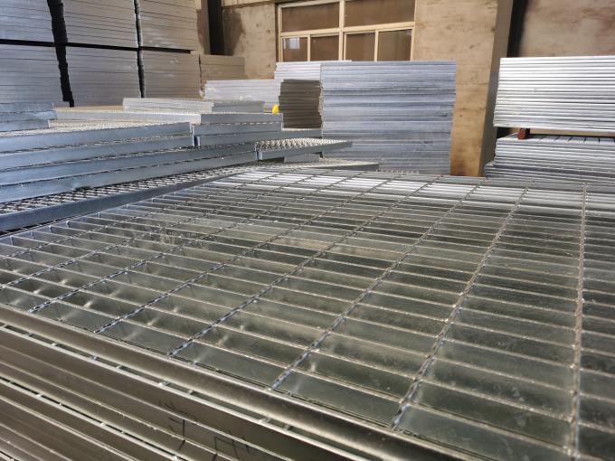 Grating Jalan Baja Tugas Berat Grating